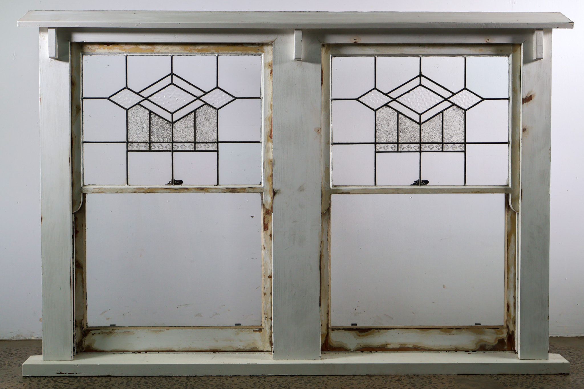 Carnegie Double Leadlight Window | Renovators Paradise - Recycled