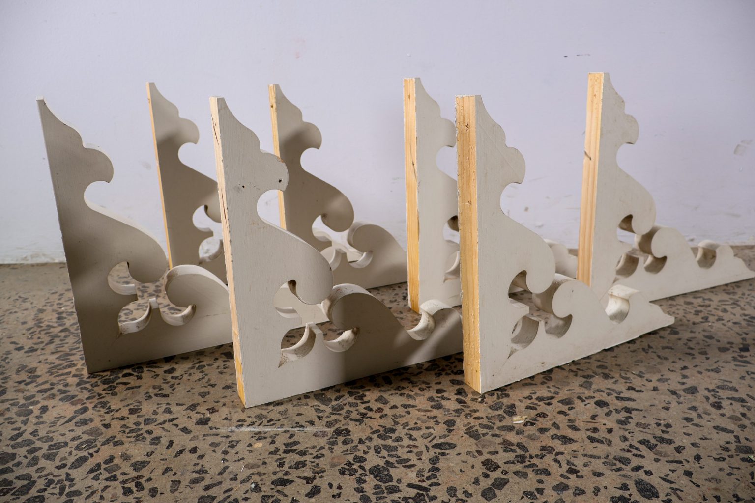 Timber Corner Pieces | Renovators Paradise Timber Corner Pieces
