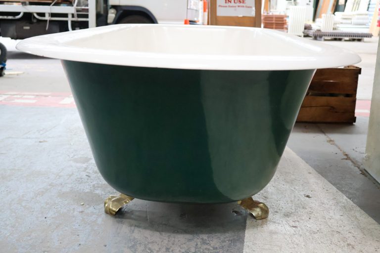 Northcote Cast Iron Bath | Renovators Paradise Northcote Cast Iron Bath
